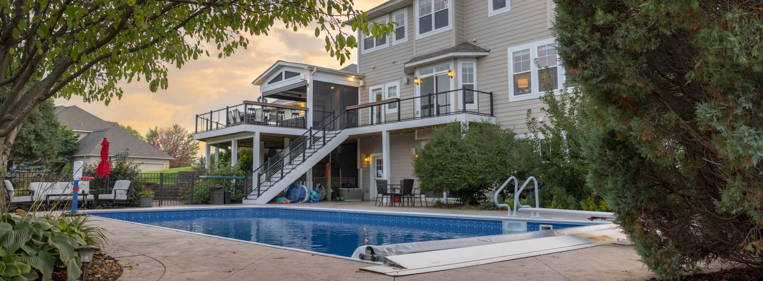 Juniper Porch - PHI Decks