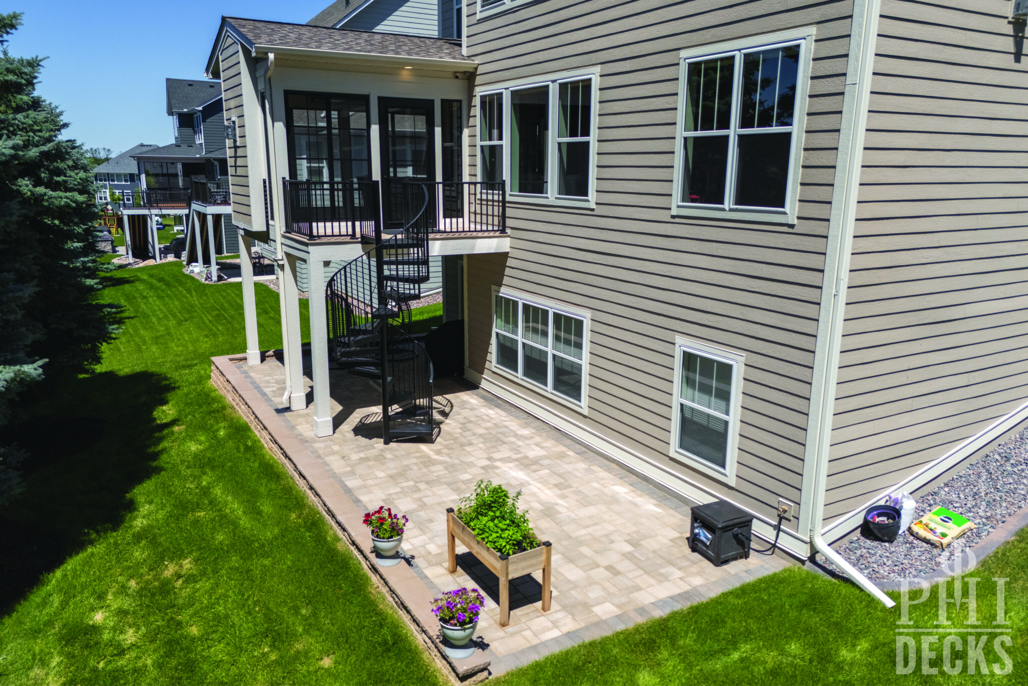 Willows Porch - PHI Decks